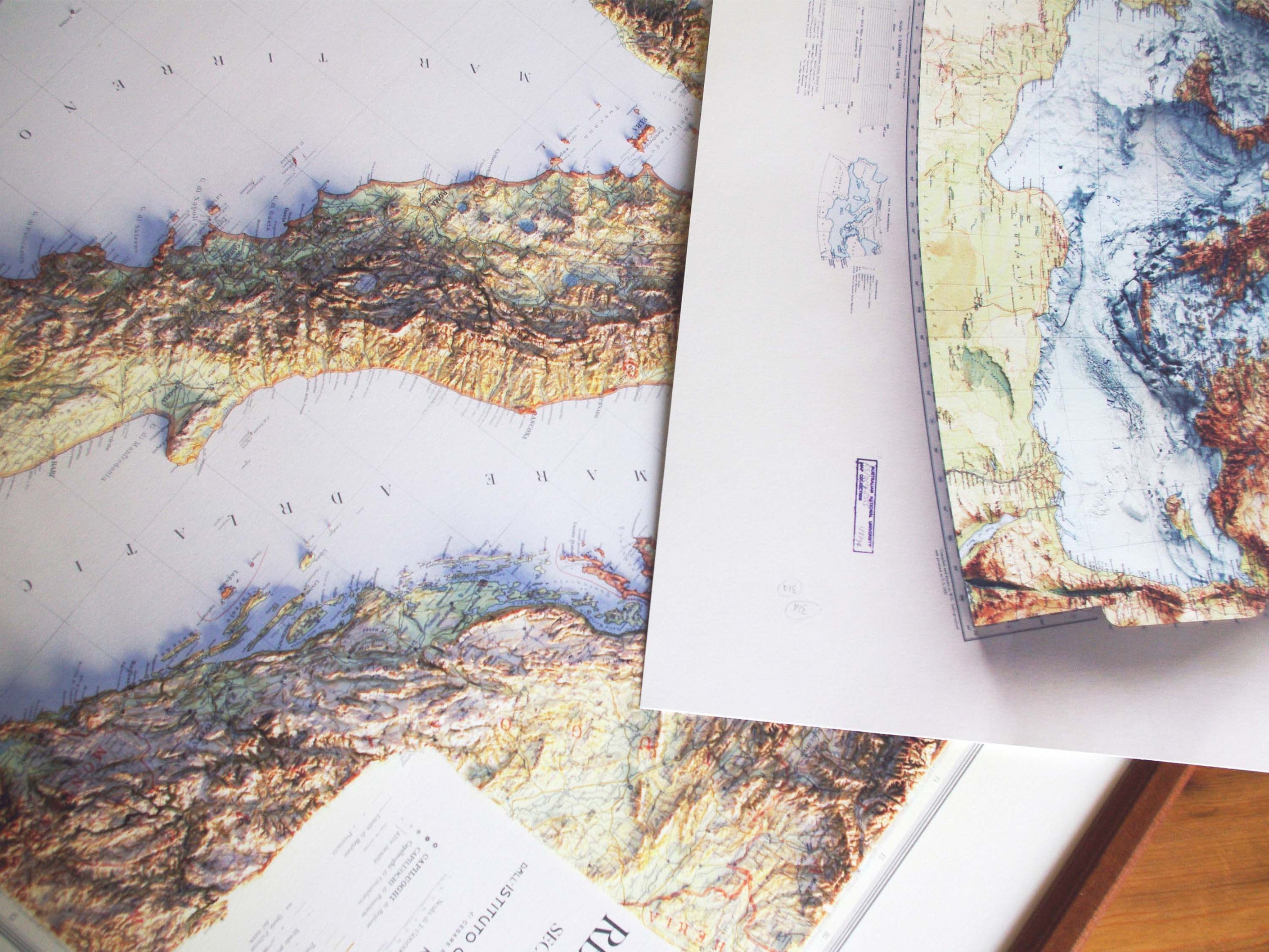 World Bathymetric, Elevation tint - Geo, 2D fine art printed shaded ...